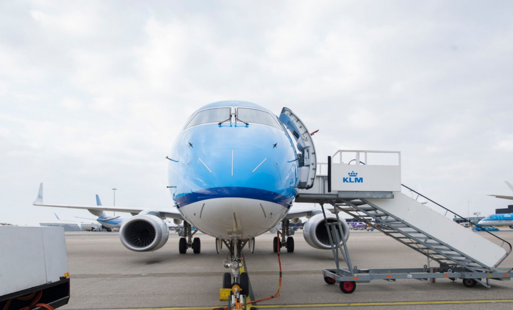 Regional Jet Center Signs Deal with FLYdocs to Digitize Maintenance ...