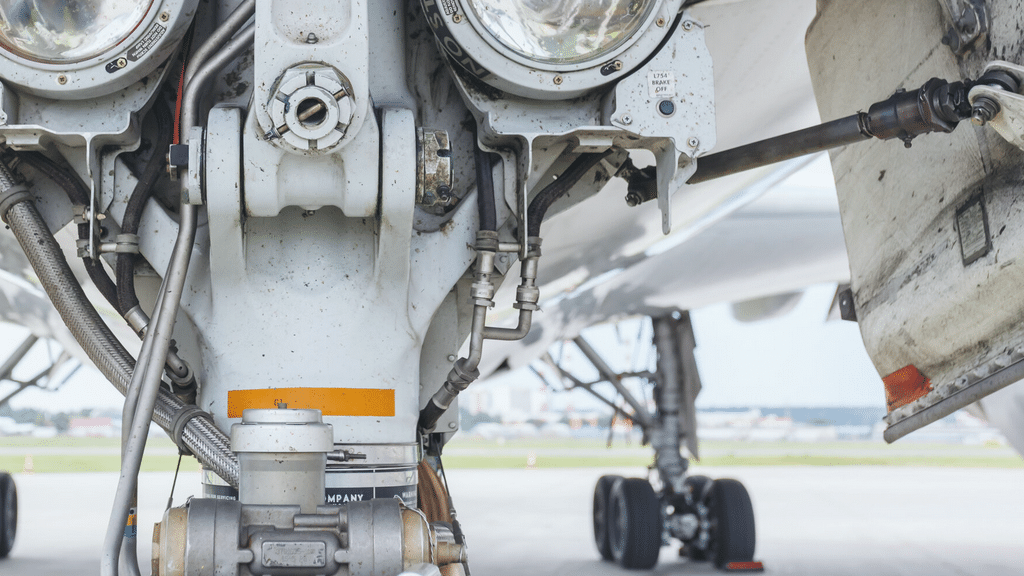 AFI KLM E&M and Parker Aerospace Group Deploy SkyThread’s Blockchain ...